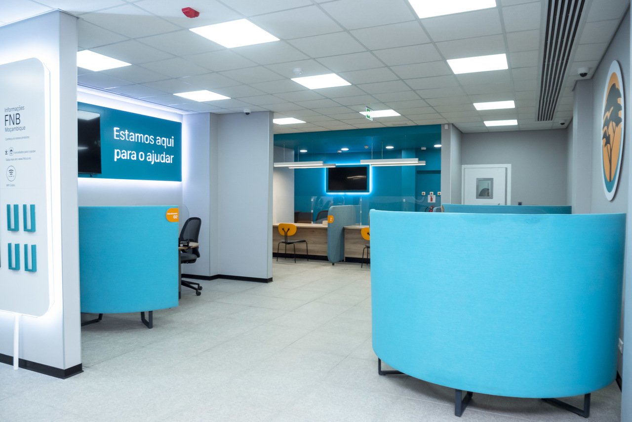 FNB-Balcao - Forbes África Lusófona